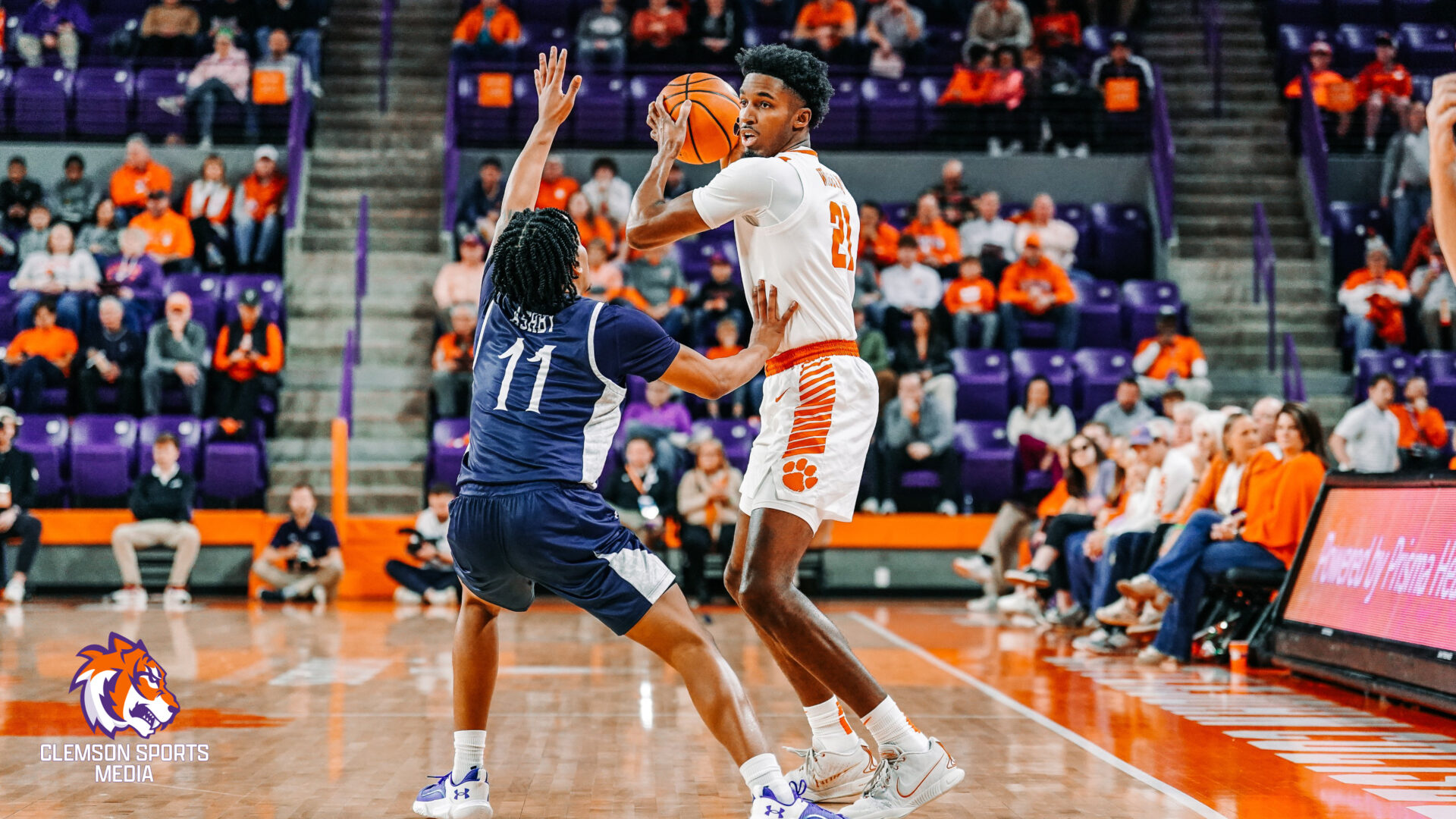 #18 Clemson Basketball Delightfully Decks the Scoreboard Against Queens ...